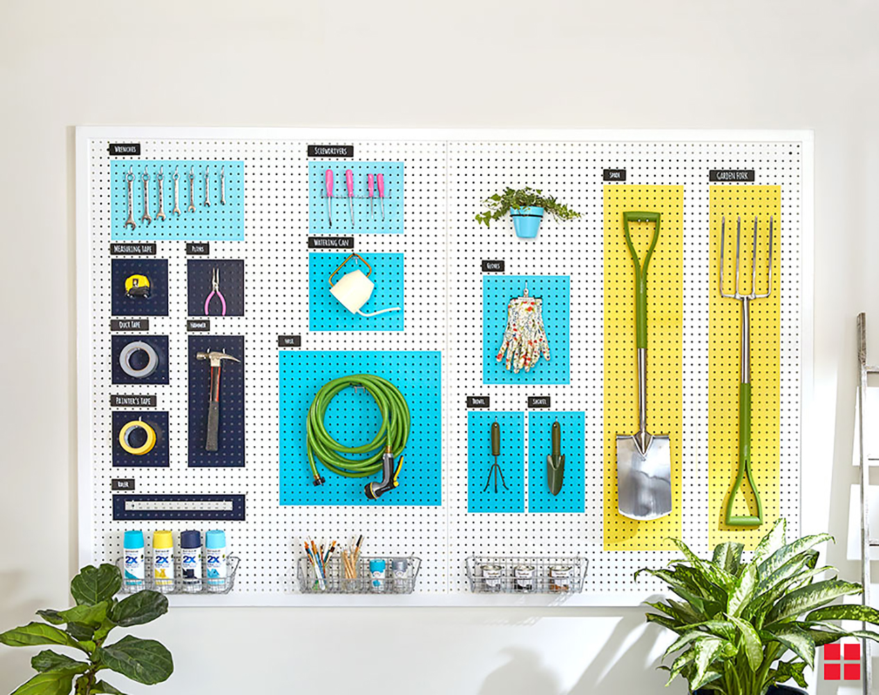 Organize Your Tools With Spray Paint